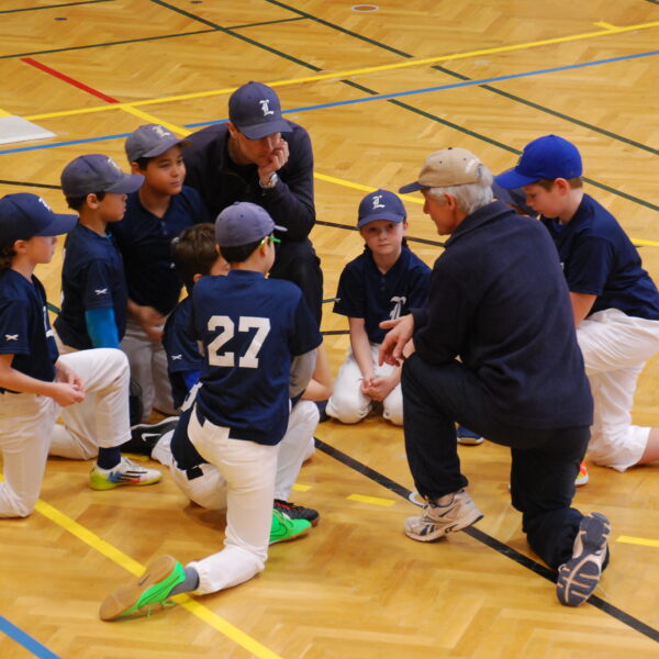 10 Youth Baseball Coaching Tips | Chalk & Clay